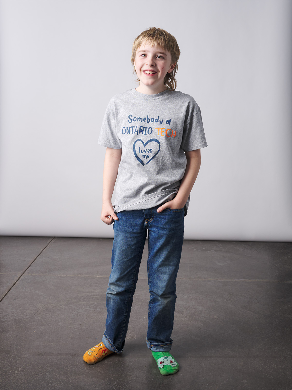 40085000855 Somebody At Ontario Tech Loves Me Youth T-Shirt - Ontario ...